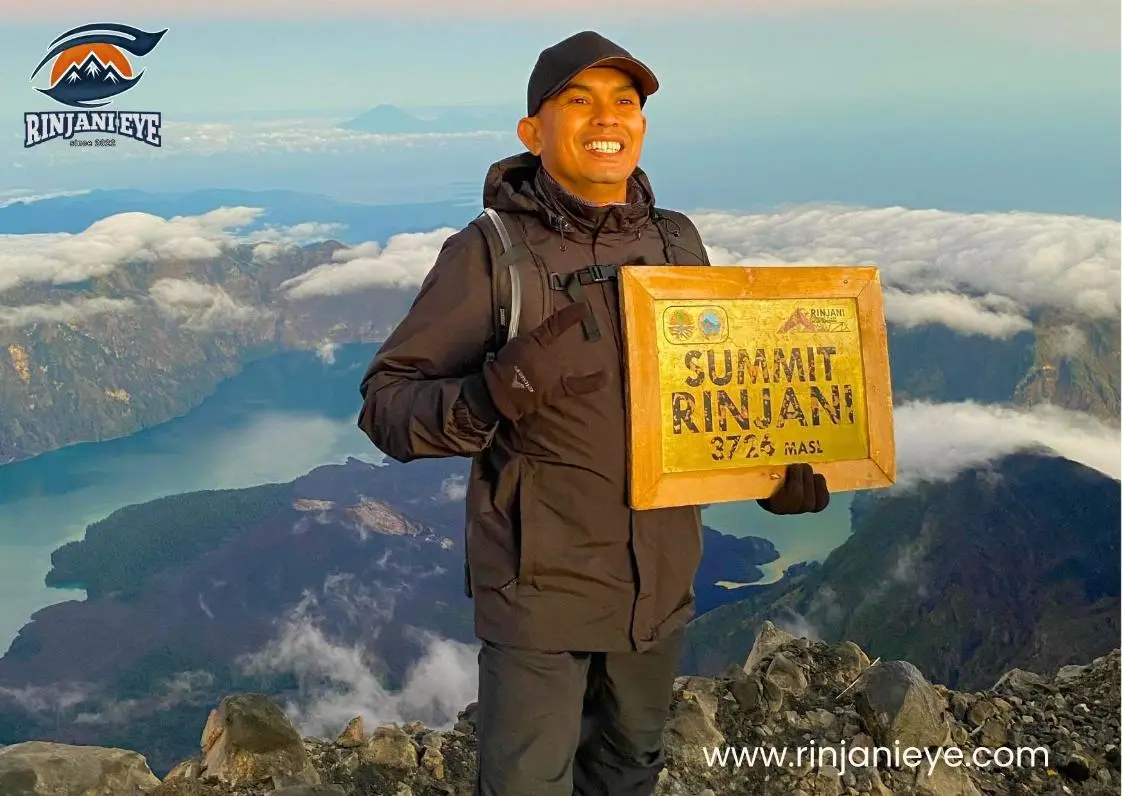 2D1N Rinjani Summit Trek - Rinjani Eye